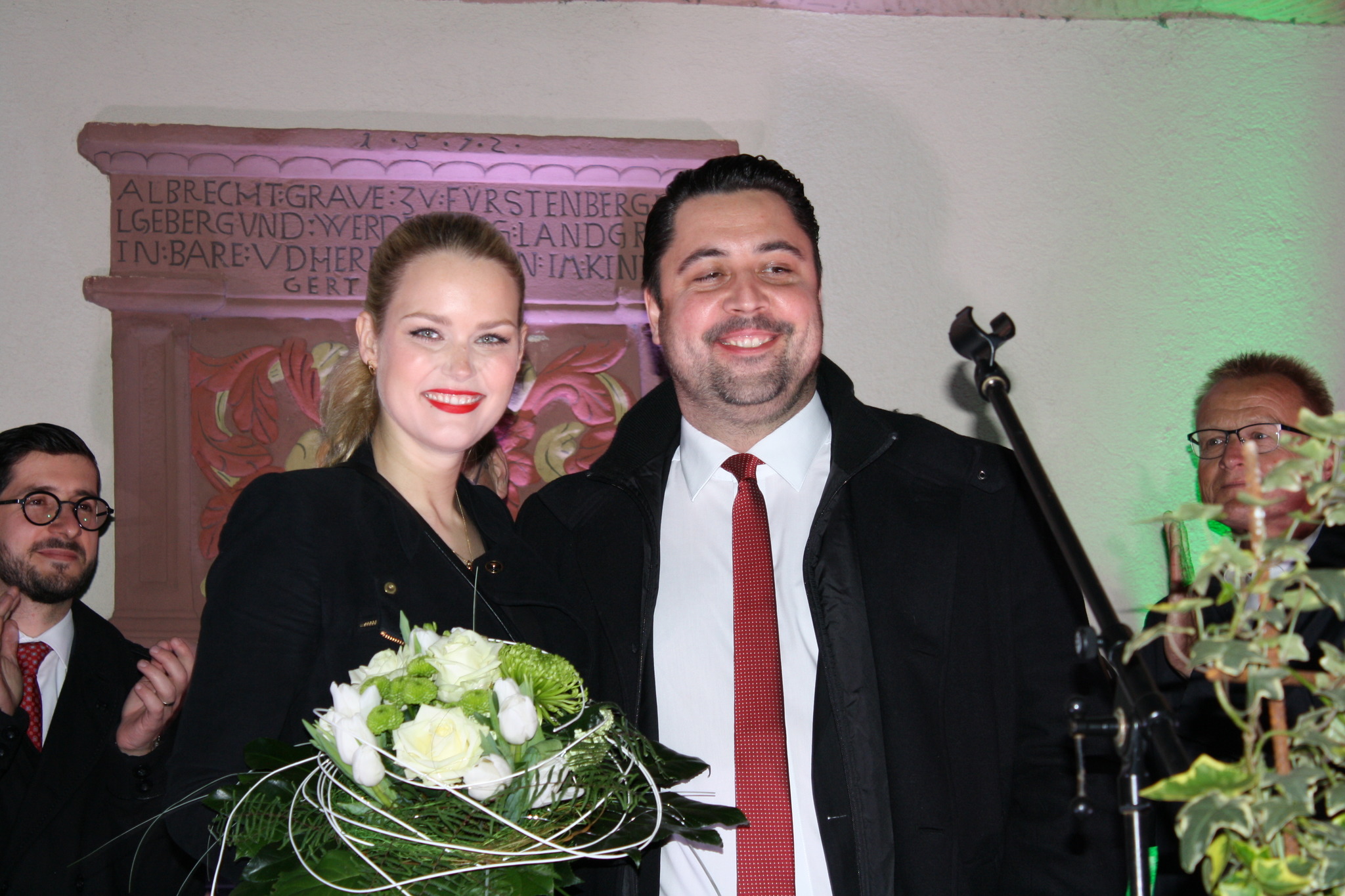 Mit 91,6 Prozent der Stimmen im ersten Wahlgang zum Bürgermeister ...