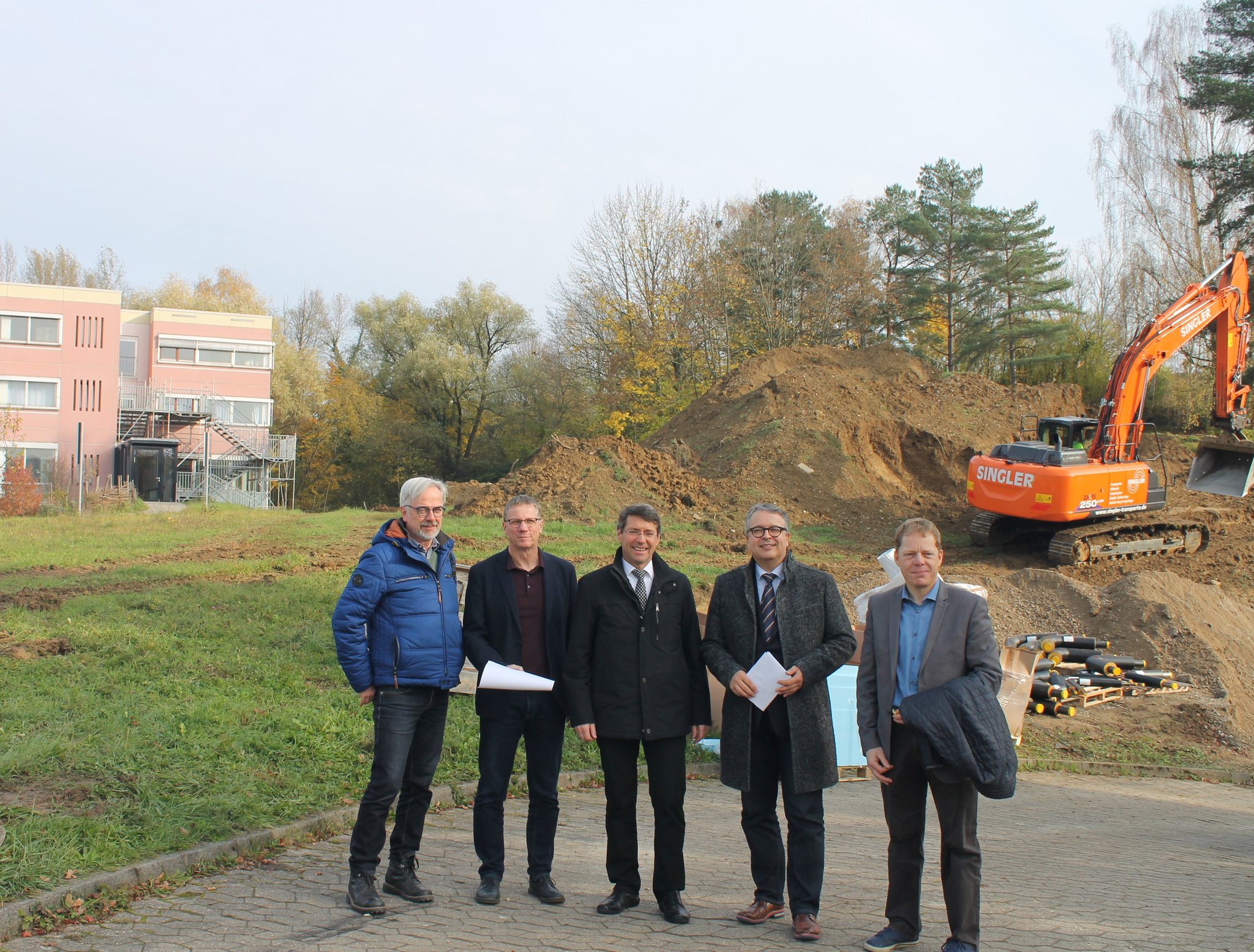 Gelände der Heimschule St. Landolin: Größte solarthermische Anlage in ...