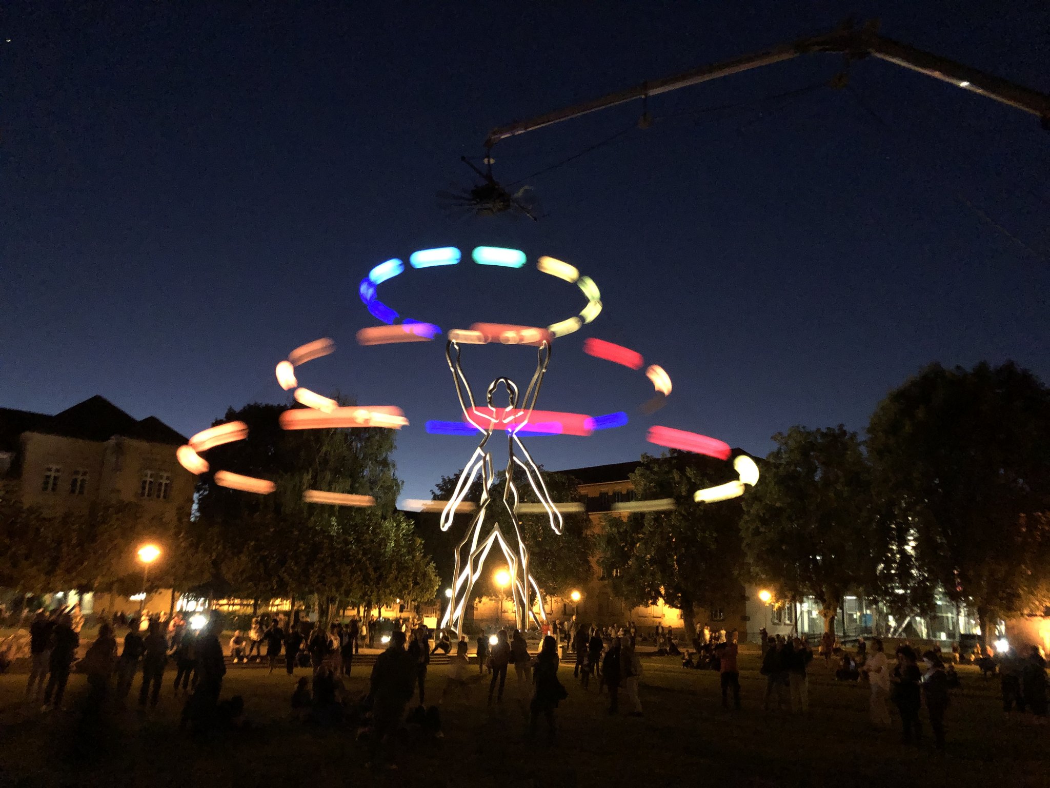 Mehr als 3.000 Besucher in neun Tagen: Heaven's Carousel begeistert ...