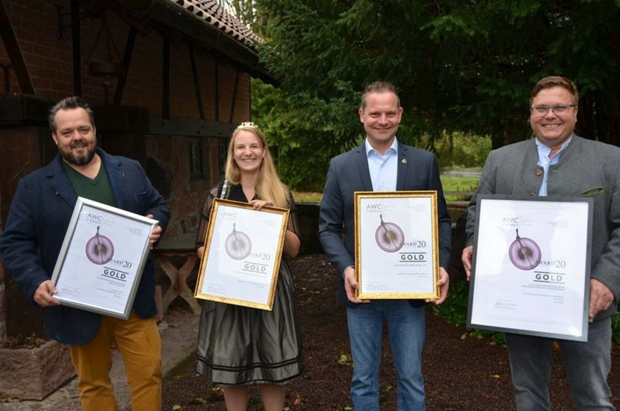 Goldsträhne für Durbacher Winzer: Alexander Laible Weißwein-König 2020 ...