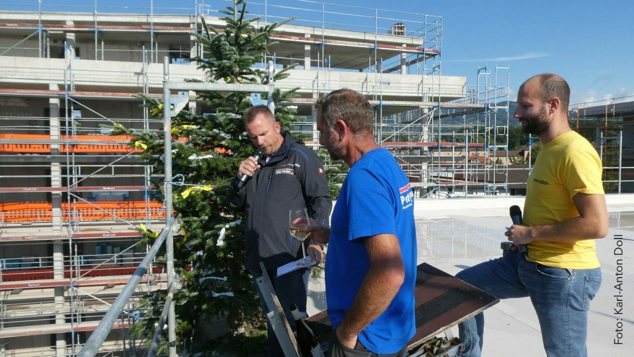 "powercloud" setzt Energiewende um: Richtfest auf dem IT-Campus Achern ...