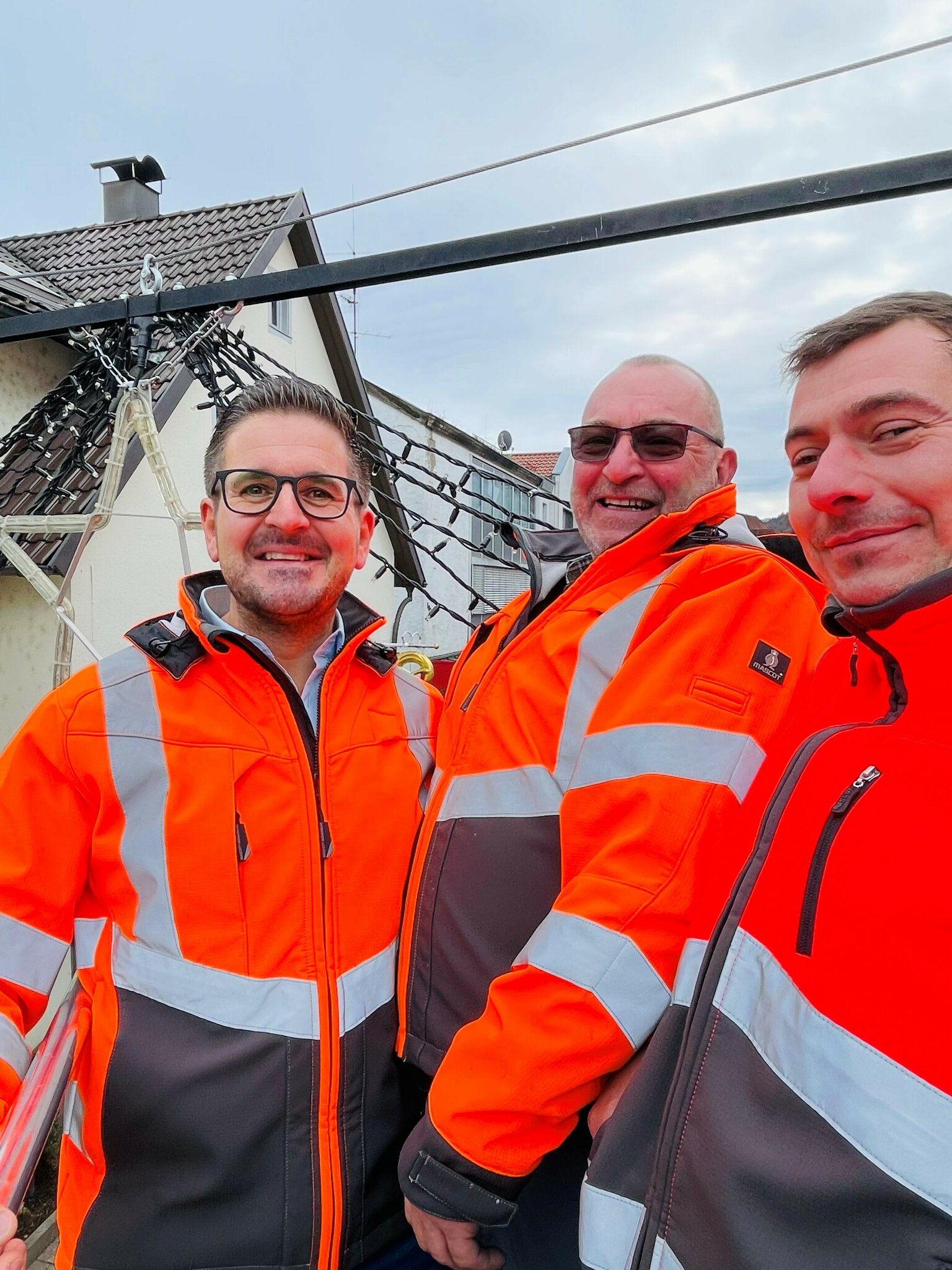 In Kappelrodeck: Mitarbeiter des Bauhofs sorgen für festliche ...