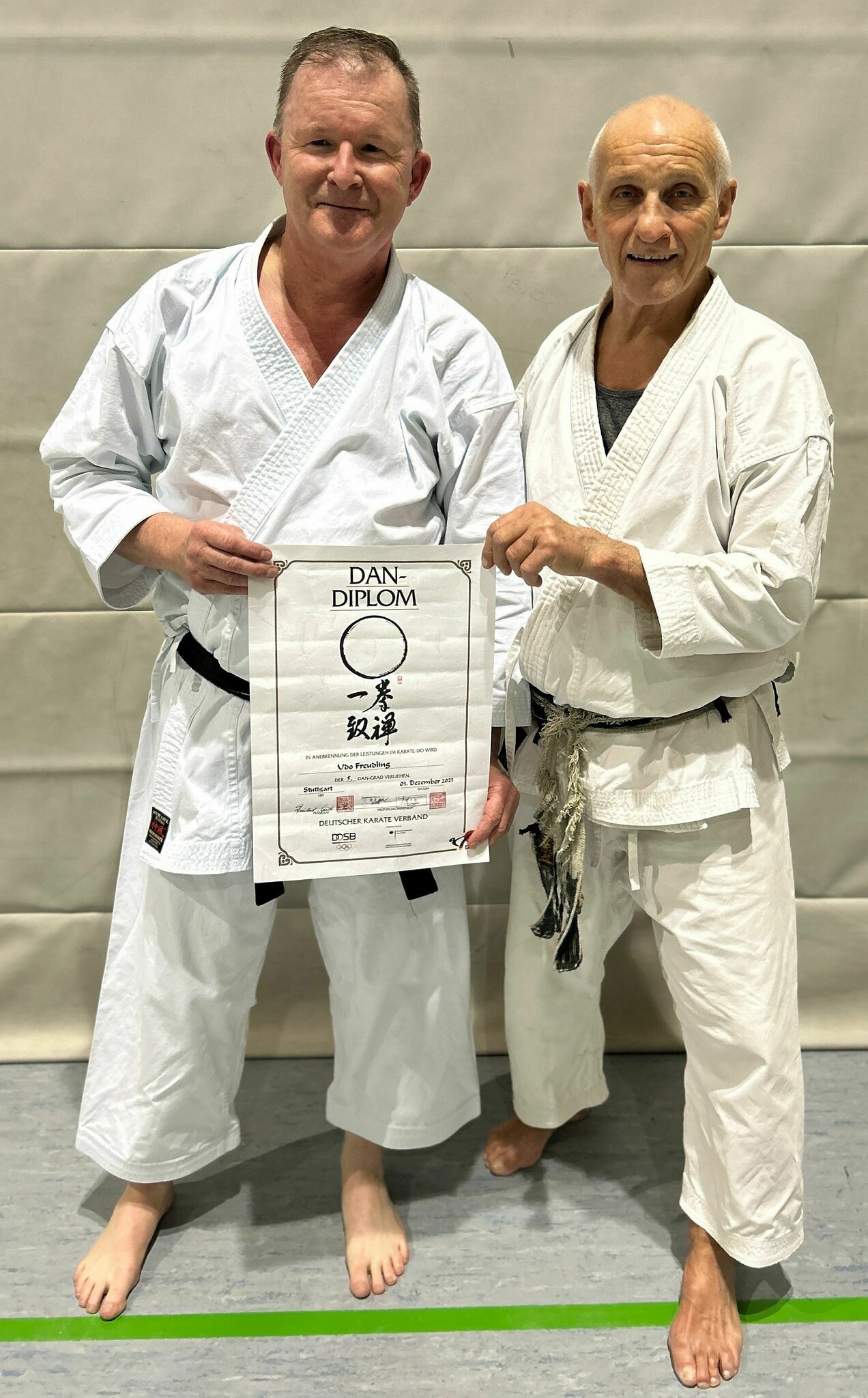 Prüfung zum 5. Dan: Udo Freudling freut sich über hohe Graduierung ...