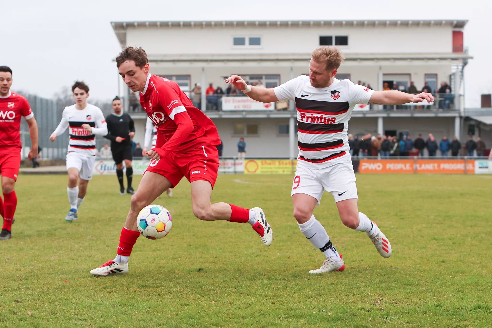 Fußball-Landesliga: SV Stadelhofen übernimmt vorläufig die ...