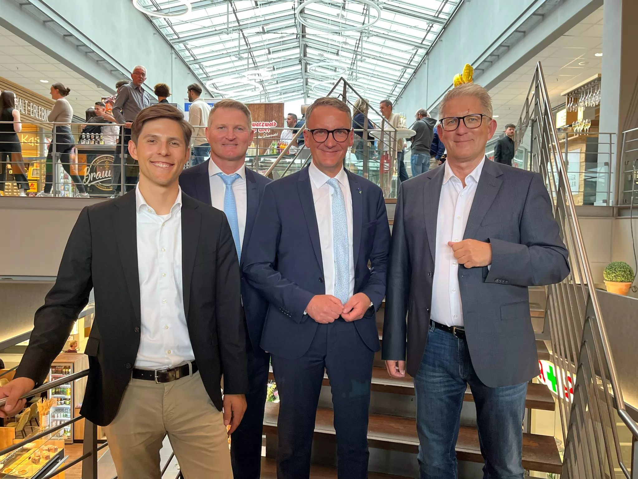 Exklusives Jubiläumsfest: 25 Jahre Arena Lahr und E-Center Kohler - Lahr