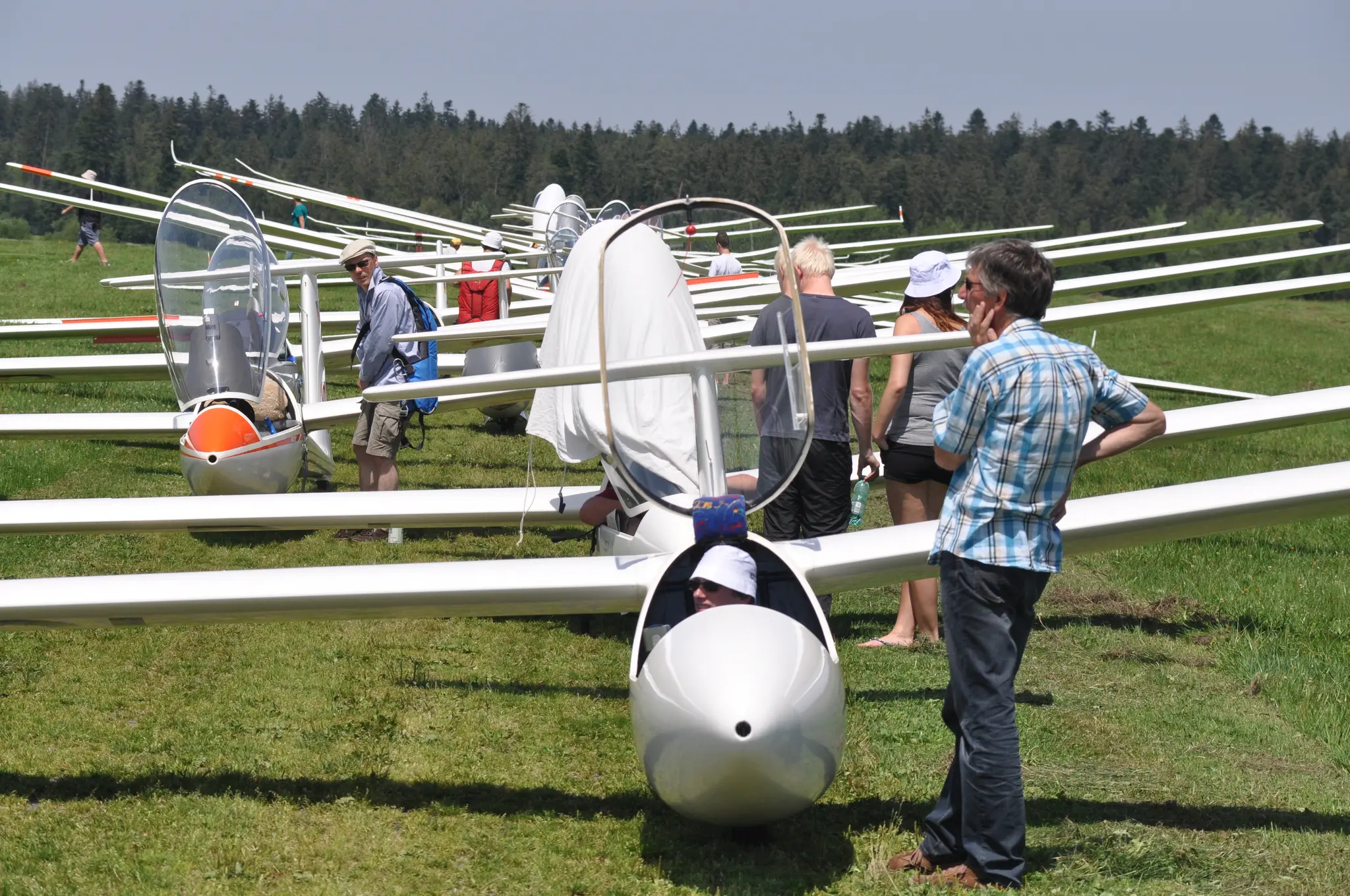 Zwei Freudenstädter am Start: Segelflug Meisterschaft Junioren in FDS ...