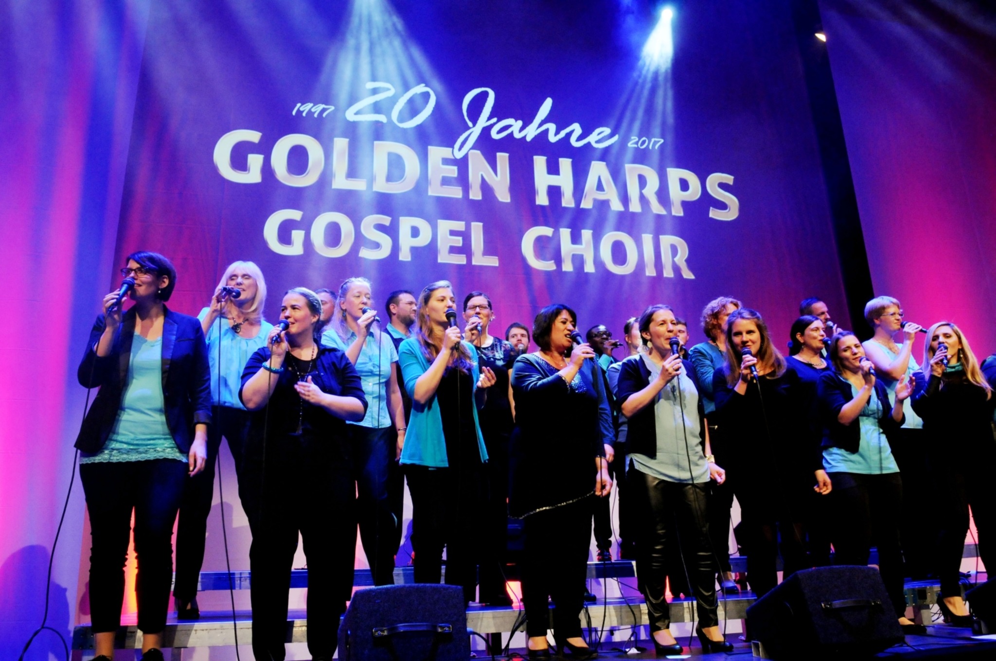 Gospel-Konzert mit GOLDEN HARPS Gospel Choir „20 Jahre – 20 Konzerte“ anlässlich des 20jährigen ...