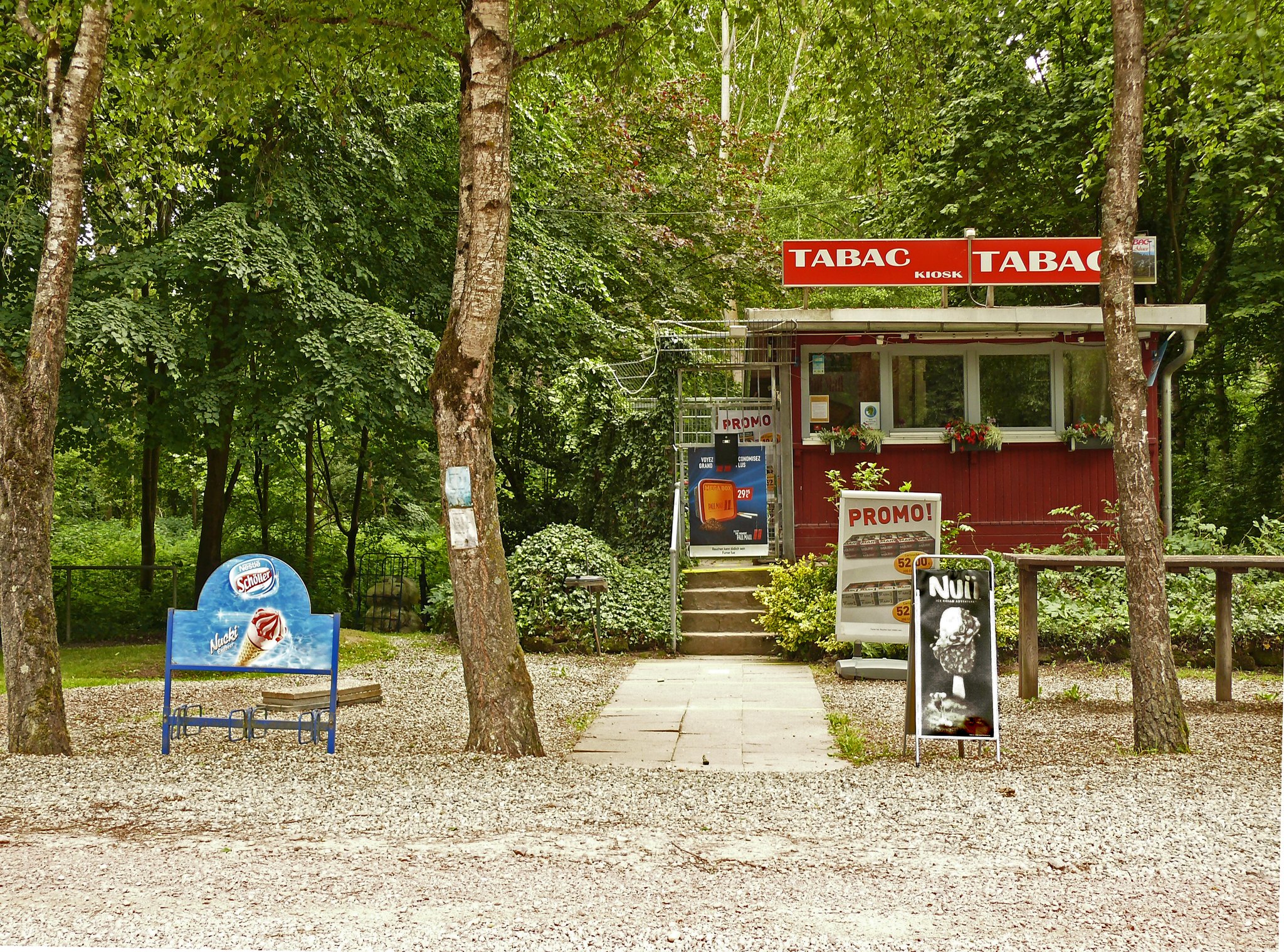 Le kiosque à tabac est fermé